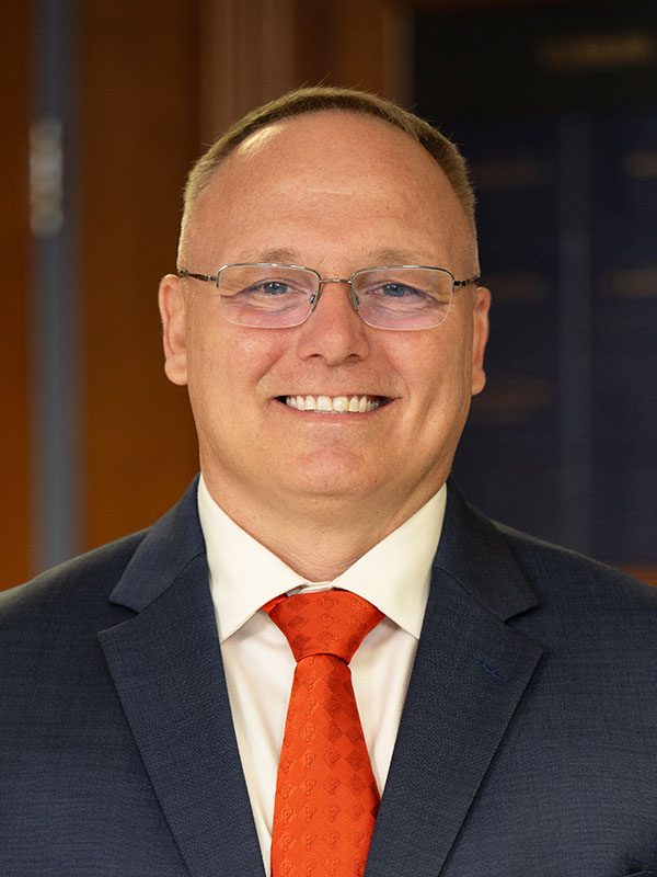 Warren Dixon - College Directory - Herbert Wertheim College of Engineering